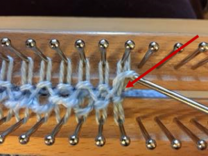 How to Increase and Decrease Stitches on the Loom - Loom Knit Central