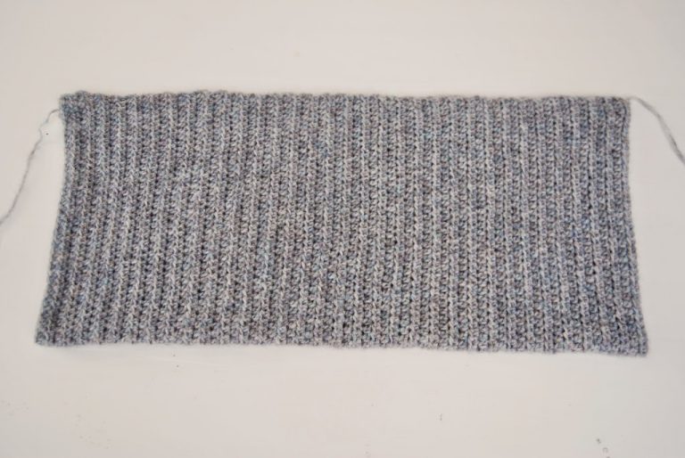 Basic Shrug Pattern – How Lovely! - Loom Knit Central